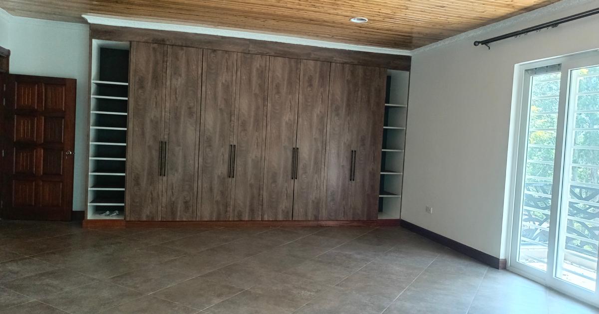 6 Bed House with En Suite in Rosslyn | BuyRentKenya