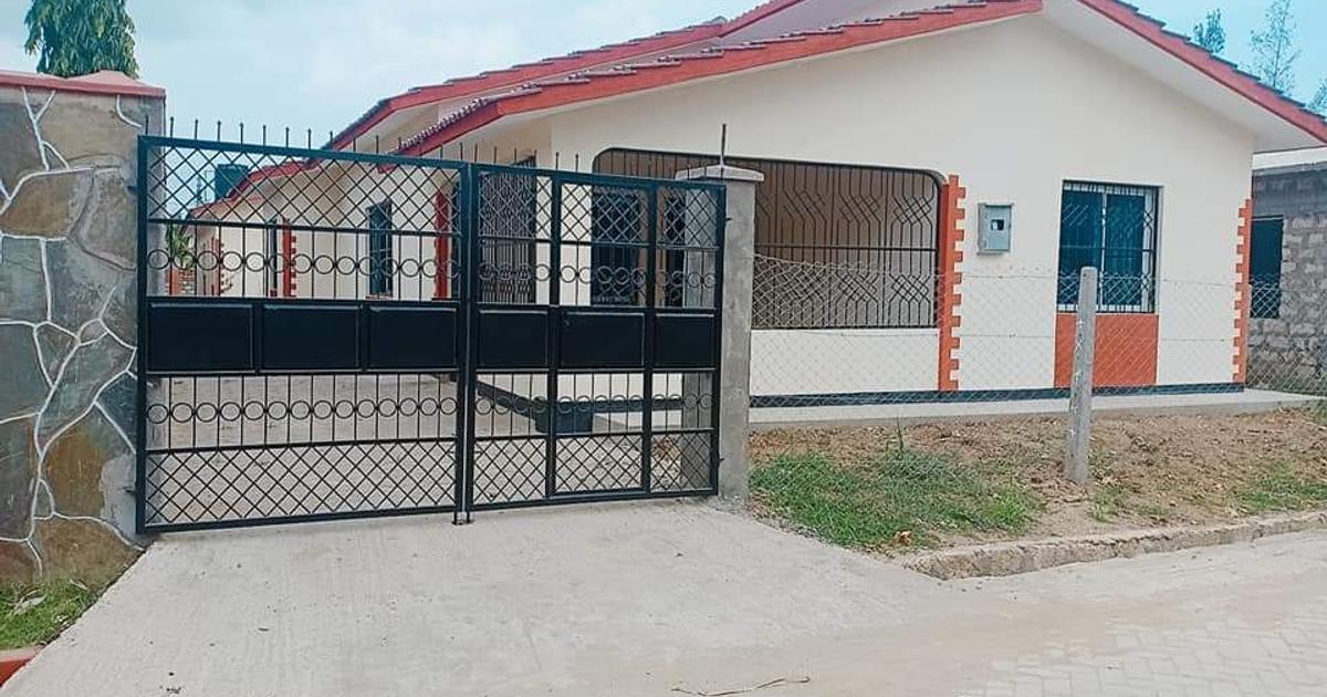 3 Bed Apartment with En Suite in Nyali Area | BuyRentKenya