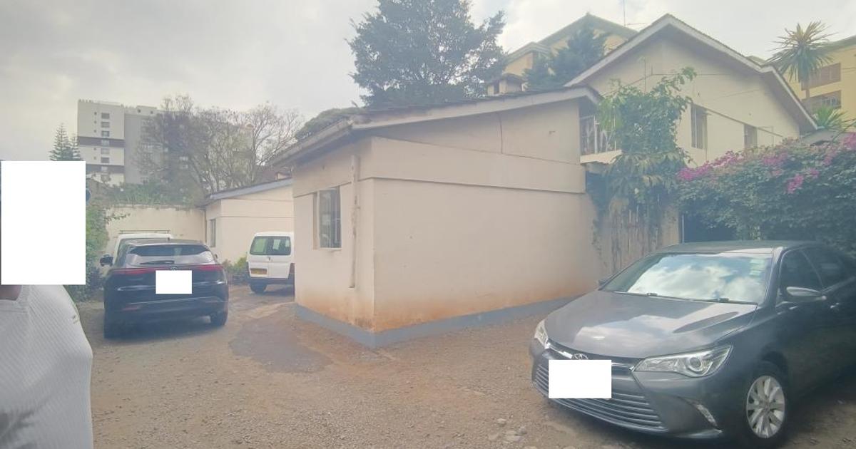 4 Bed Townhouse with En Suite at Near Kindaruma Road | BuyRentKenya