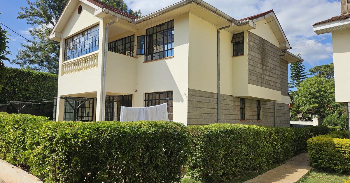 2 Bed House with En Suite in Runda | BuyRentKenya