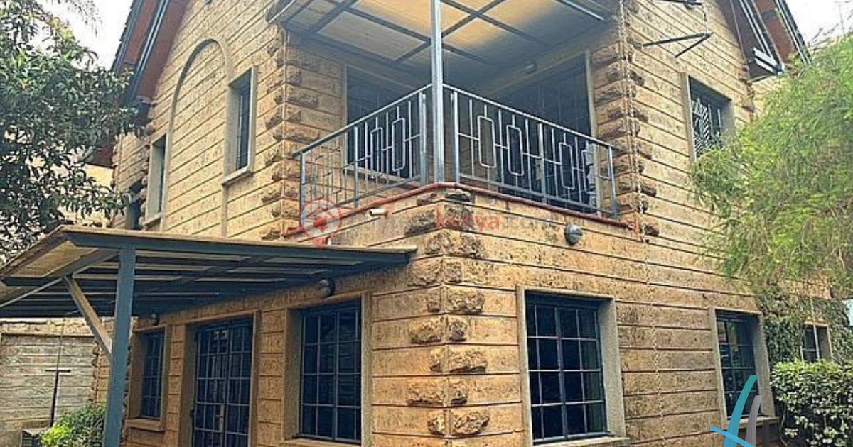 5 Bed Townhouse with En Suite at Othaya Road | BuyRentKenya