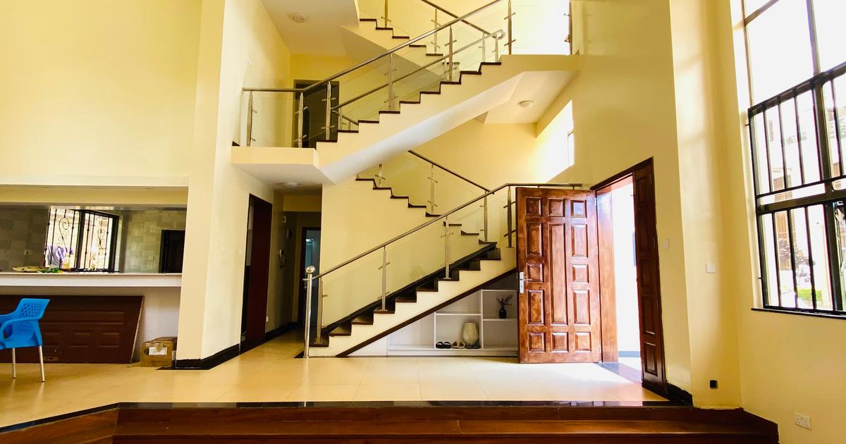 5 Bed Villa with Staff Quarters at Chalbi Drive | BuyRentKenya