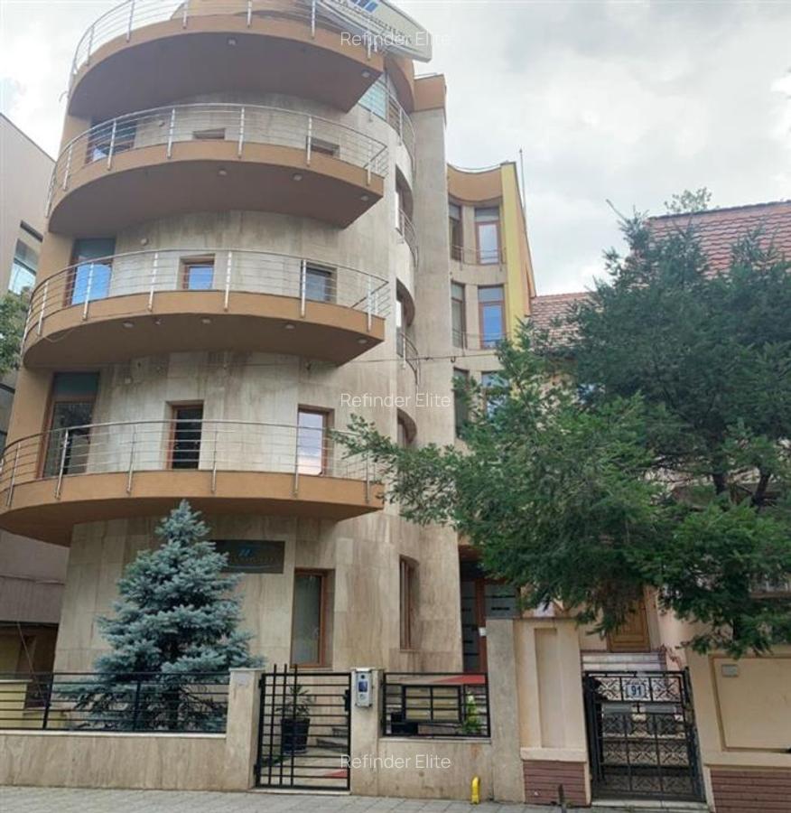 Imobil 1013 mp | Aviatorilor - Piata Charles de Gaulle | | Imobiliare.ro