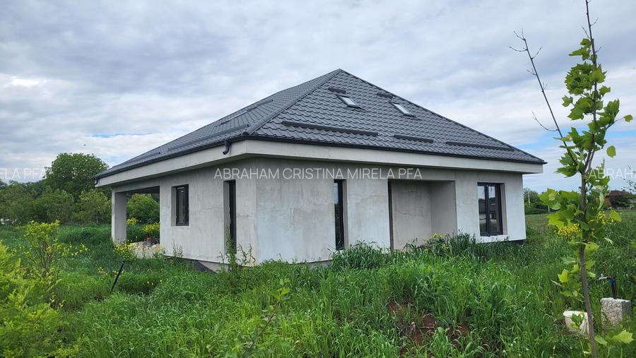 Casă 250 mp cu 4 camere în Periș preț 110.000 € | Imobiliare.ro