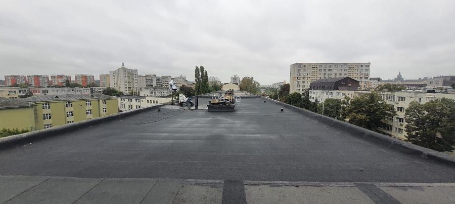 Apartament semidecomandat cu 3 camere în zona Podu Roș, Iași preț 128. ...