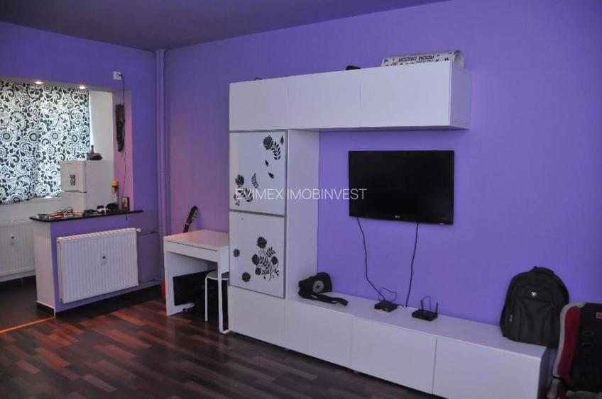 Piata Minis, 10 minute metroul Costin Georgian , bloc fara risc seismic ...