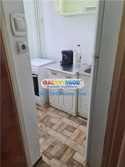 Garsonieră semidecomandată în zona Apusului, Sector 6 preț 300 € / lună ...
