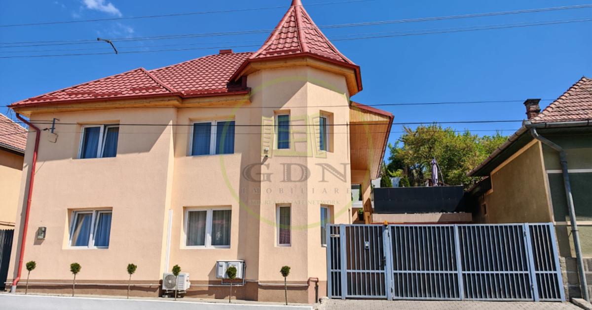 Casă individuală 145 mp cu 5 camere în Reghin preț 225.000 ...