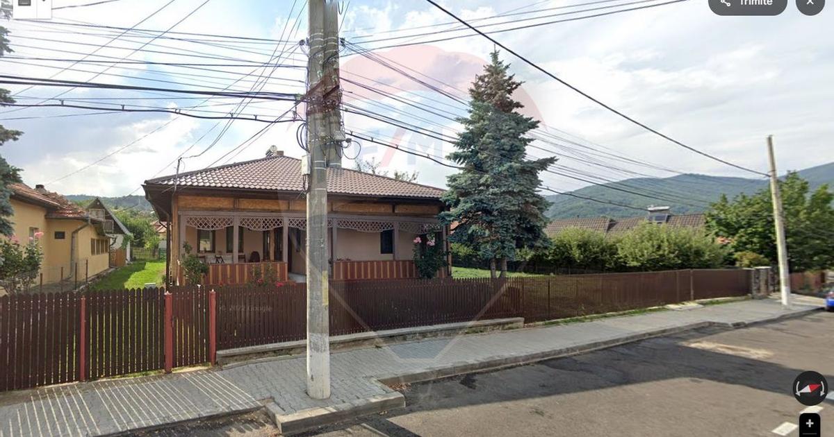 Casă individuală 120 mp cu 4 camere în Măneciu-Ungureni preț 128.900 ...