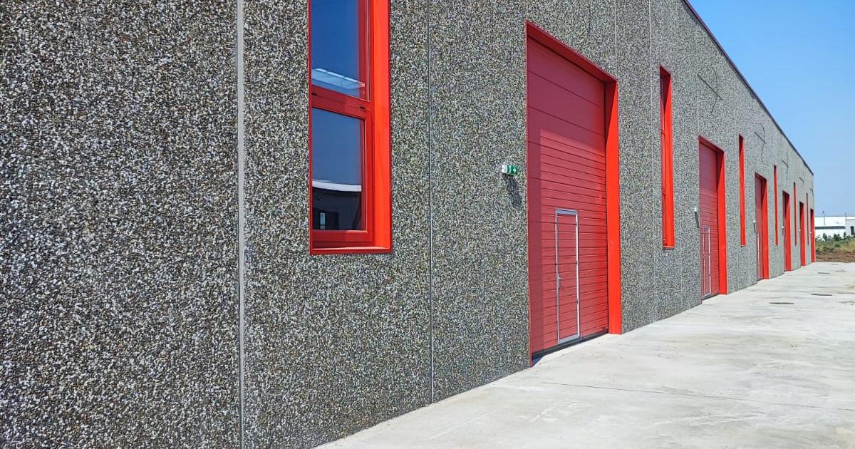 Hala beton,4200 mp+curte betonata 3000 mp,ISU,trafo 630 kw | Imobiliare.ro