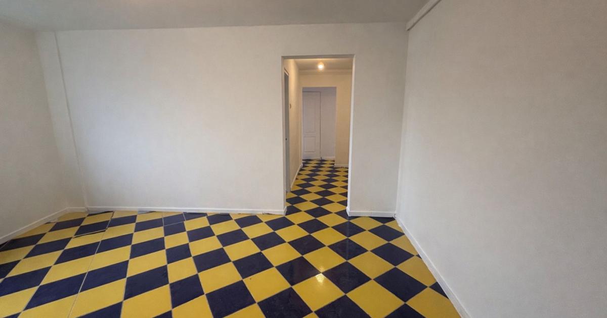 Apartament semidecomandat cu 4 camere în zona Ferentari, Sector 5 preț ...