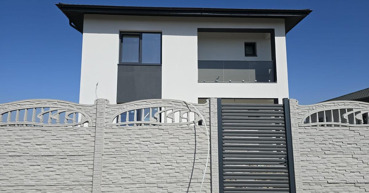 Casă cu 4 camere în Berceni preț 164.990 € | Imobiliare.ro