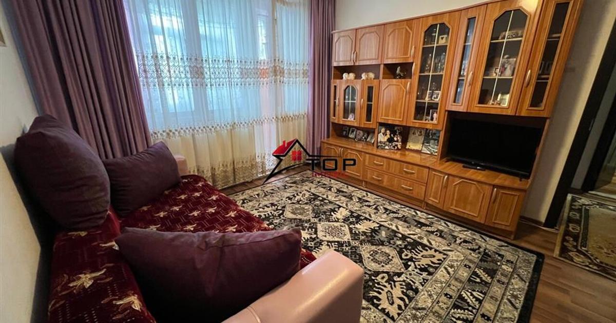 Apartament 3 camere Podu Ros - Splai Bahlui | Imobiliare.ro