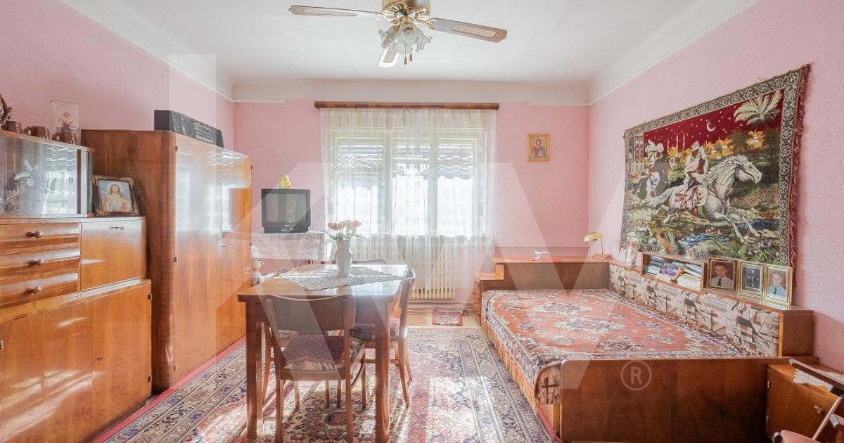 Casa Versatila in Cisnadie - Ideala pentru Familie, Birou sau Cabinete! | Imobiliare.ro