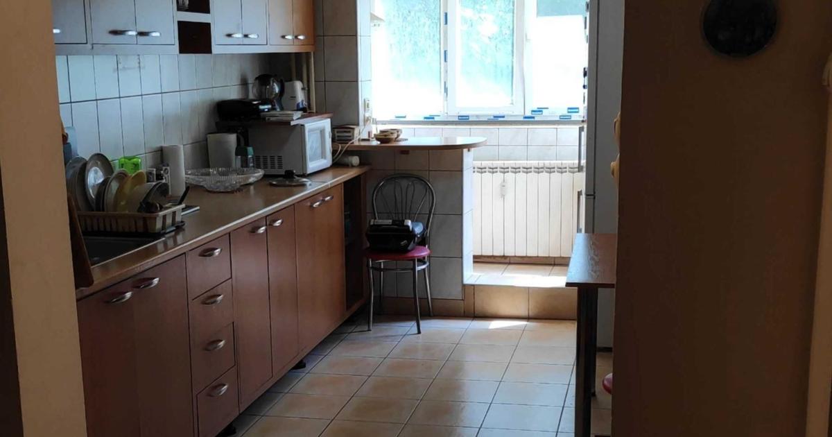 Vanzare apartament 4 camere Baicului | Imobiliare.ro
