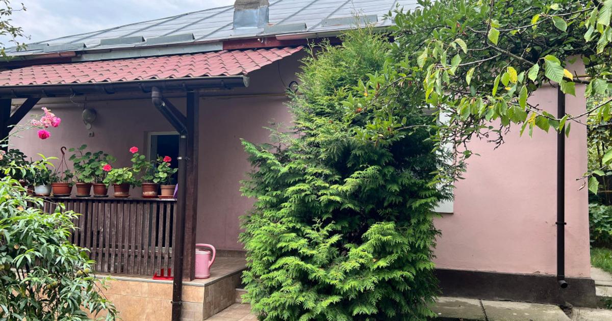 Casă individuală 90 mp cu 3 camere în Băile Govora preț 69.900 ...