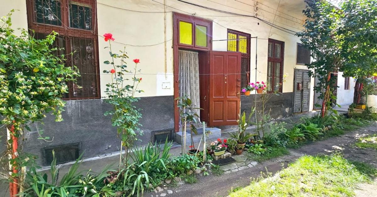 Case și vile cu 1 camere de vânzare pe Strada Onisifor Ghibu în Cluj ...