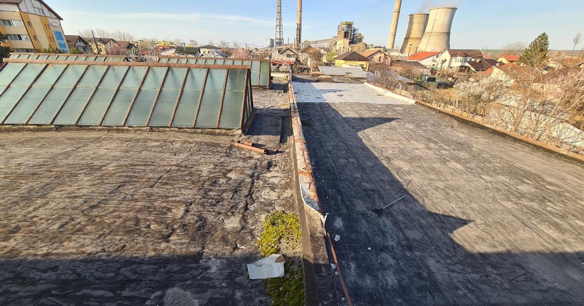 Spațiu industrial 2000 mp în zona Bariera Vâlcii, Craiova preț 220.000 ...