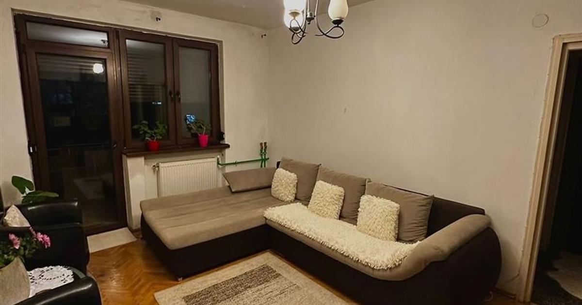 Apartament semidecomandat cu 2 camere în zona Rogerius, Oradea preț 72. ...