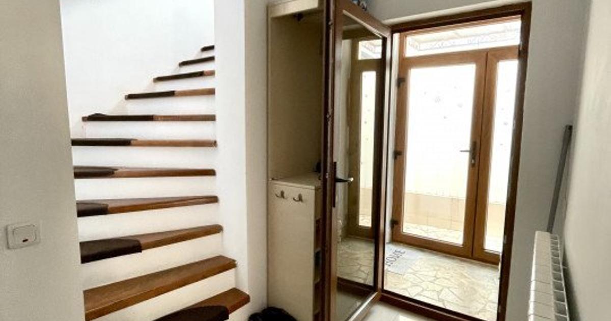 Vila P+M, 8 camere, 636 mp teren, oras Ovidiu ULTRACENTRAL | Imobiliare.ro