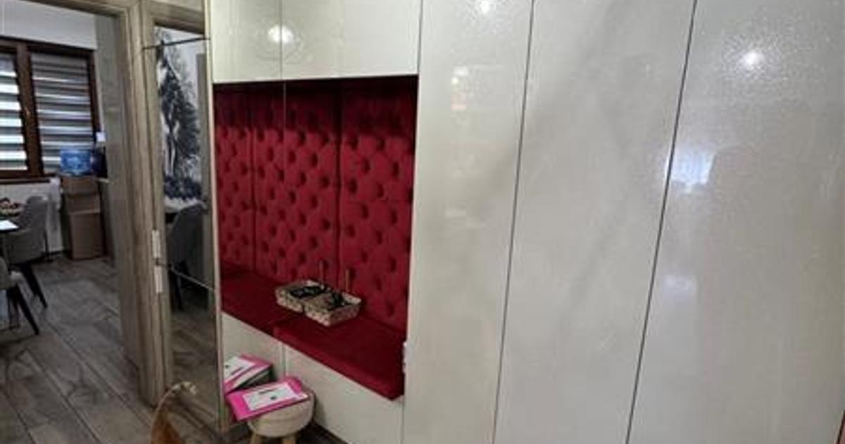 Apartament semidecomandat cu 3 camere în zona Metalurgiei, Sector 4 ...