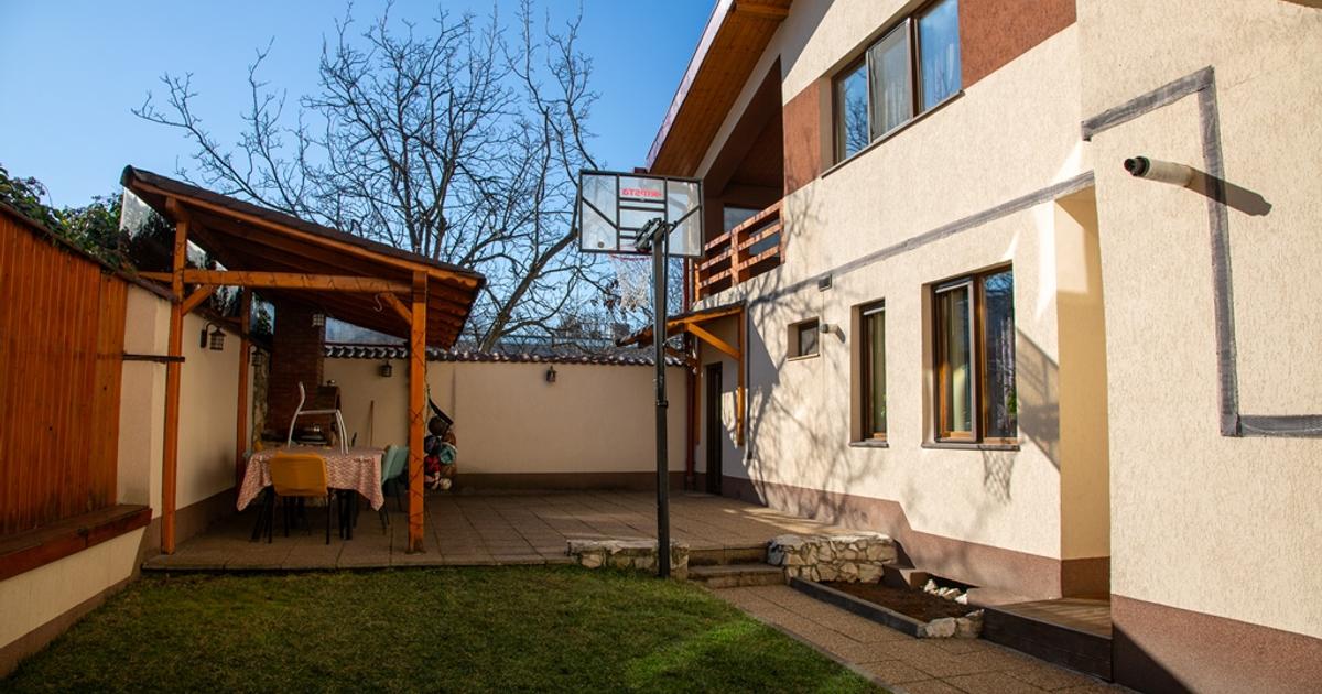 Casa singur in curte aproape de parcul Subarini | Imobiliare.ro