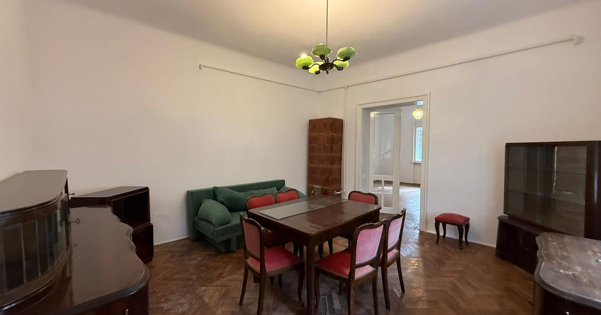 Casă individuală cu 4 camere în zona Aurel Vlaicu, Deva preț 300.000 ...