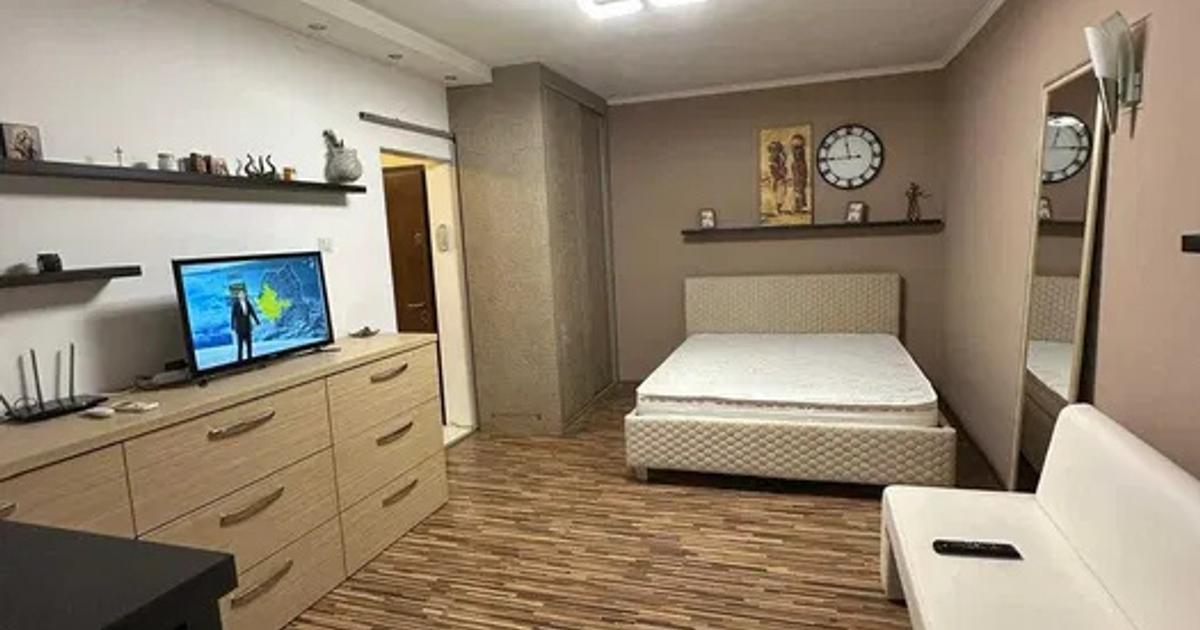 Garsonieră decomandată în zona Vitan, Sector 3 preț 398 € / lună ...