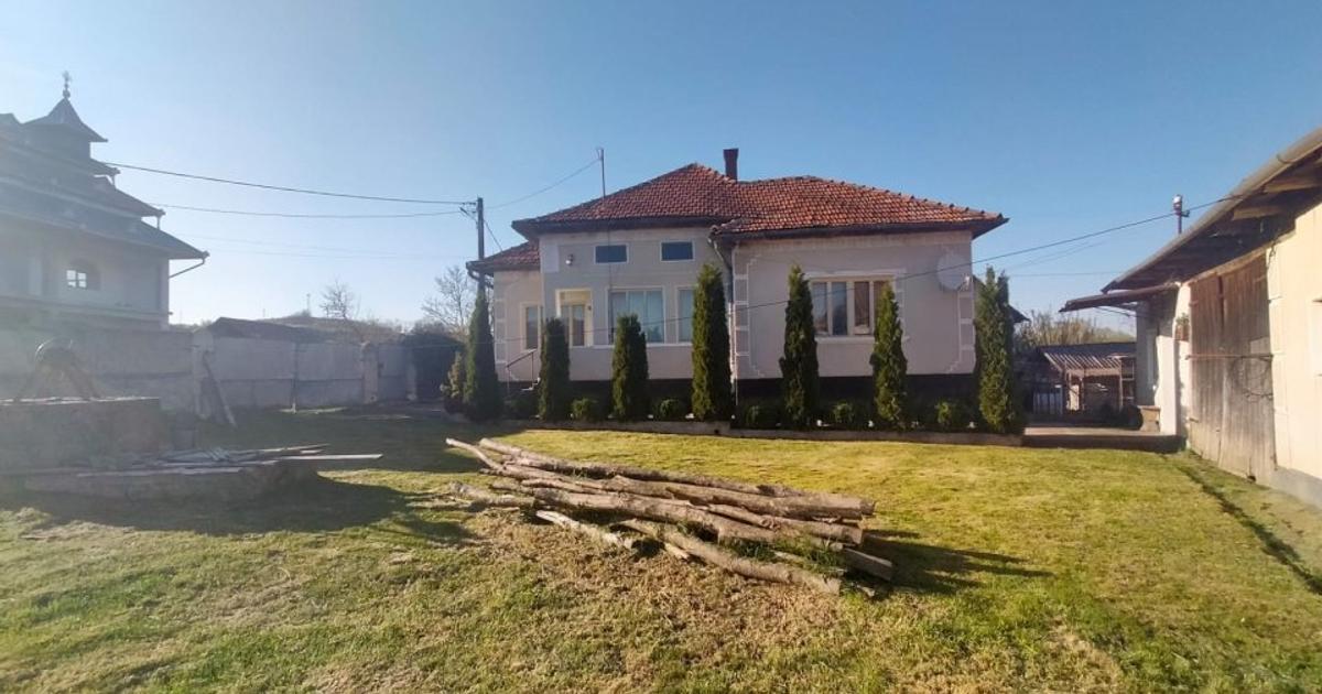 Casă individuală 70 mp cu 2 camere în Panticeu preț 62.000 ...