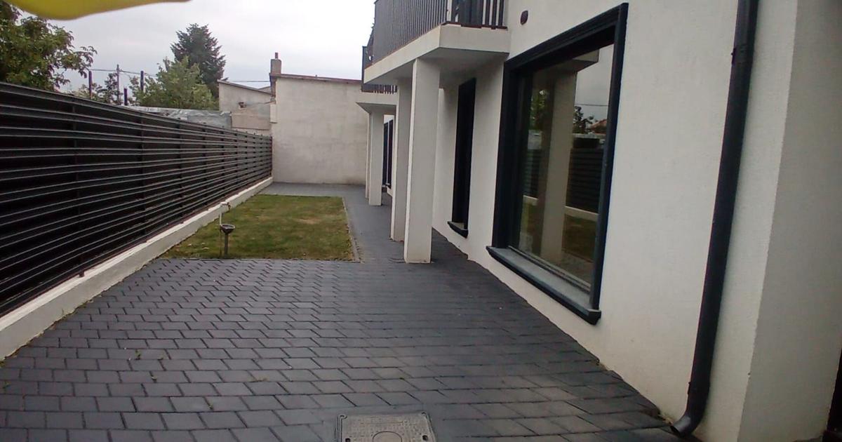 Casă individuală cu 7 camere în zona Andronache, Sector 2 preț 299.900 ...