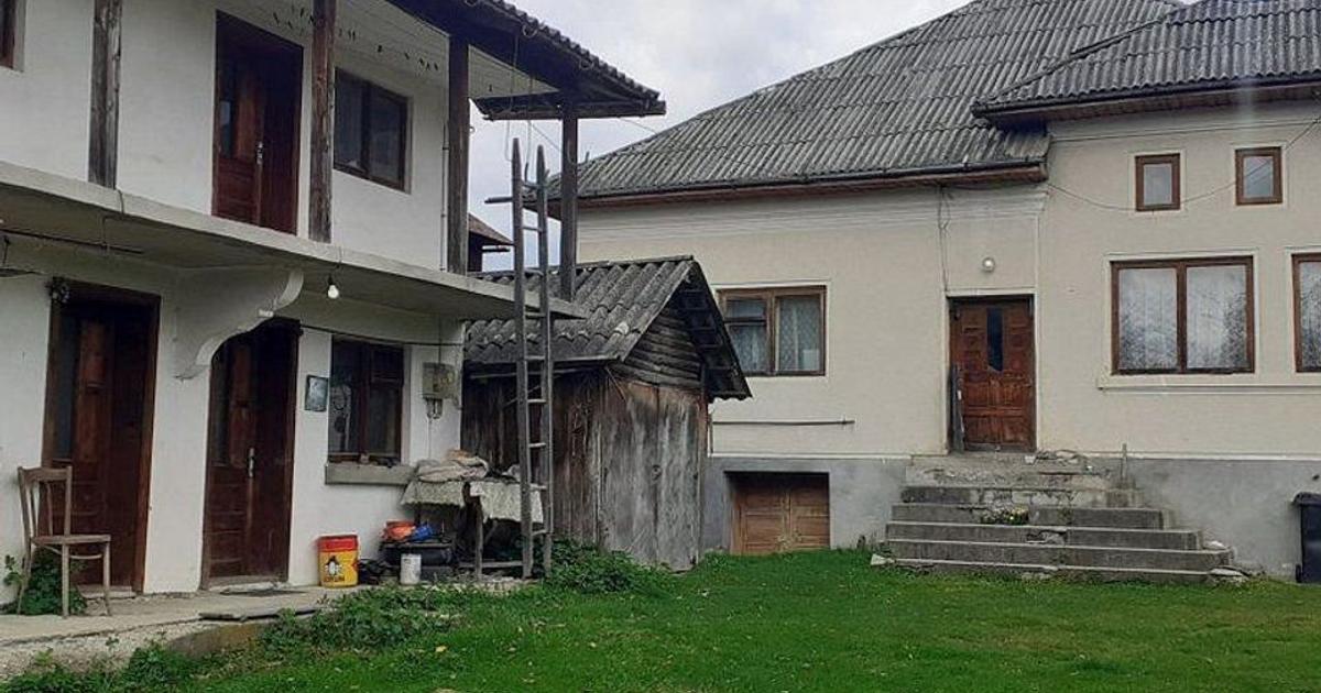 Casă individuală 179 mp cu 8 camere în Domnești preț 50.000 € | Imobiliare.ro