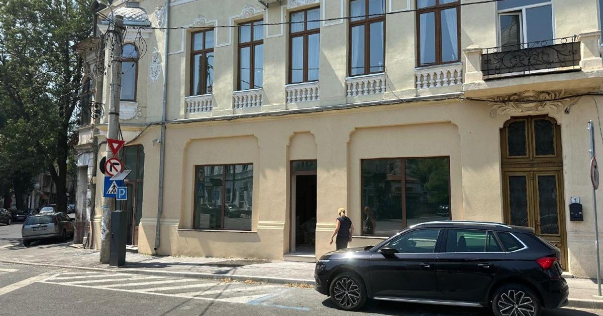 Calea Victoriei/Sfintii Voievozi inchiriez spatiu comercial stradal 100 ...