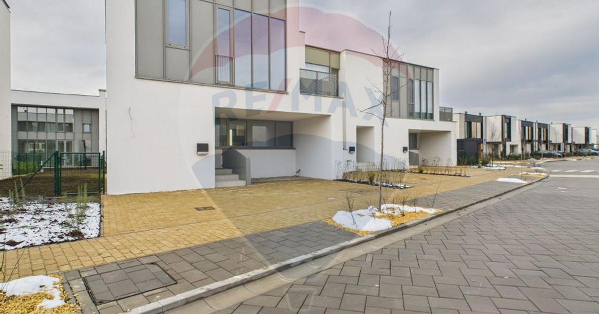 Casă cu 4 camere în Tunari preț 499.000 € | Imobiliare.ro