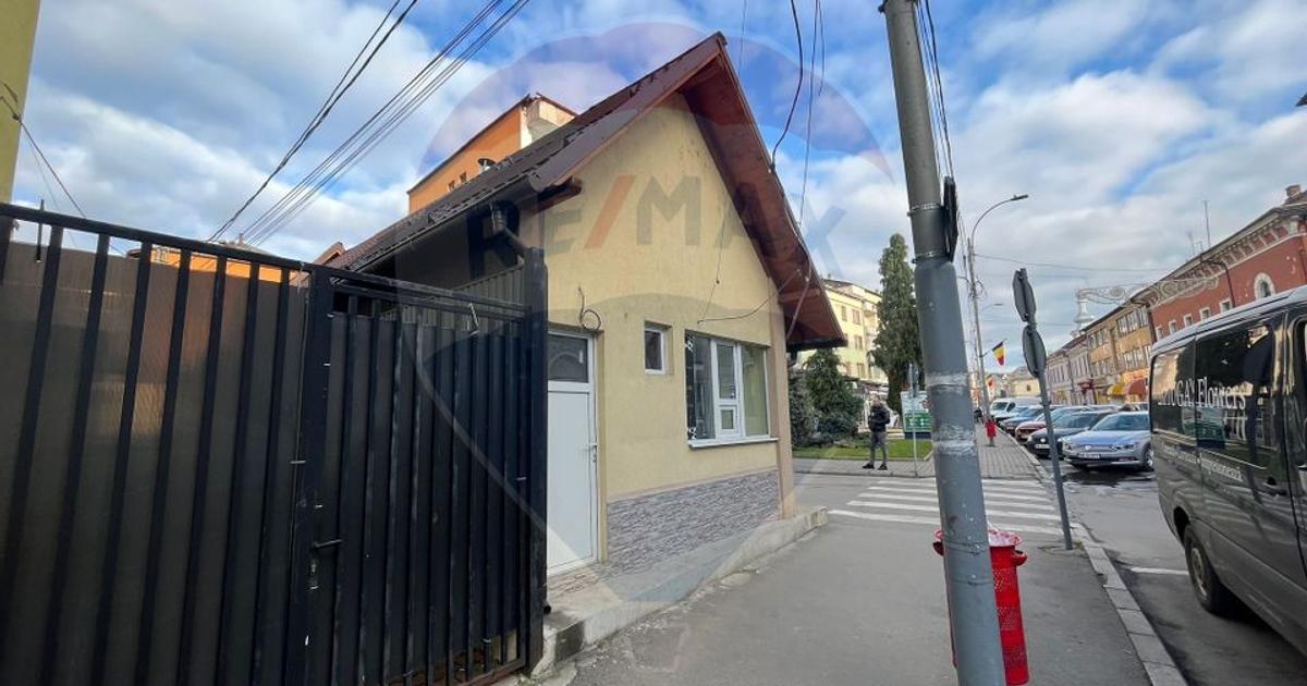Spațiu comercial în zona Ultracentral, Sighetu Marmației preț 570 ...