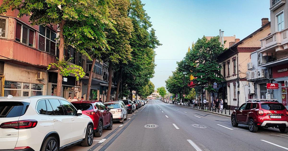 Ultracentral apartament 4 camere circular, 50 m de plaja Neversea ...