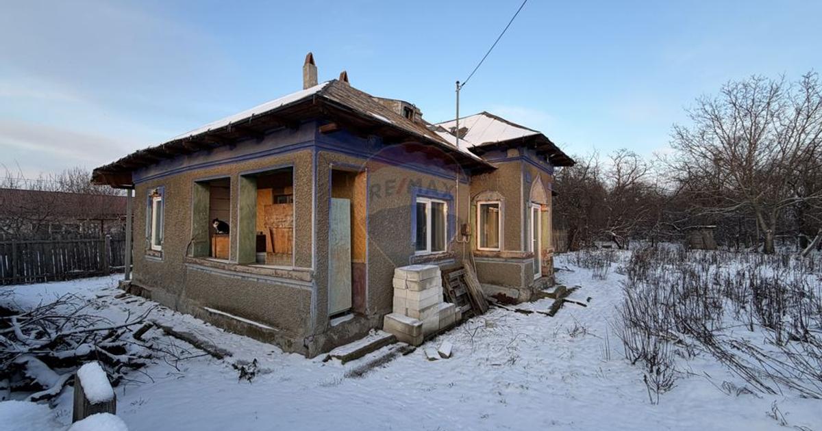 Casă cu 3 camere în Fierbinți-Târg preț 75.000 € | Imobiliare.ro