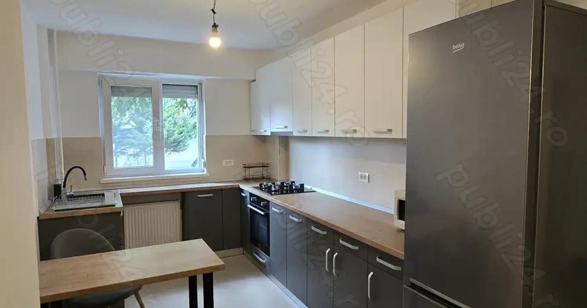 Apartament decomandat cu 3 camere în zona Iosia, Oradea preț € 115.000 ...