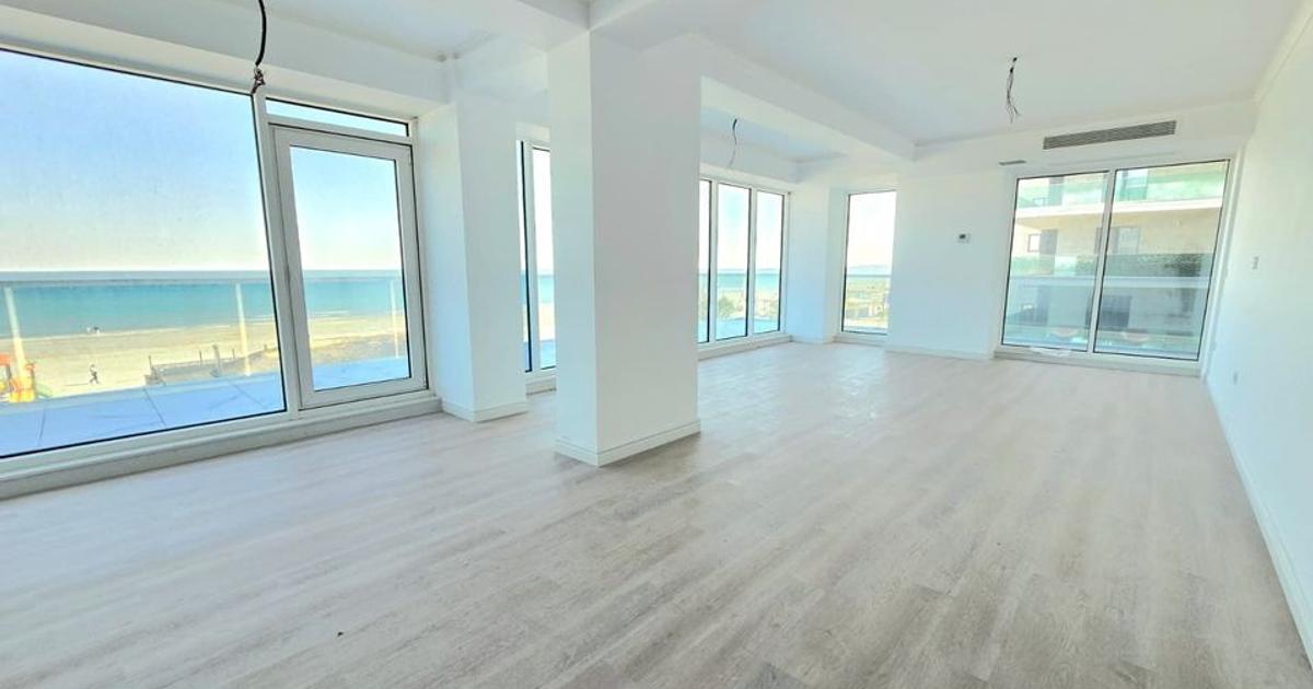 Nou pe piață! Apartament 3 camere-White Titanic Mamaia | Vedere directă ...