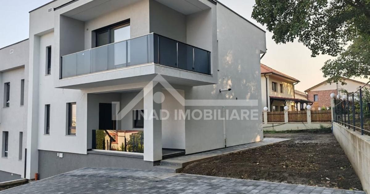 Duplex de vanzare 120mp utili, teren 375mp, curte pavata, semifinisat ...