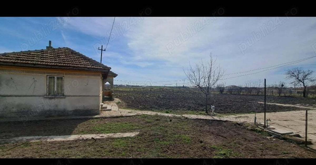 Casă cu 4 camere în Pecineaga preț 50.000 € | Imoradar24