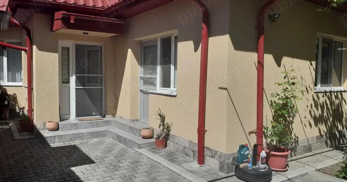 Vanzare Casa din boltari si caramida, mobilata si utilata, aproape str ...