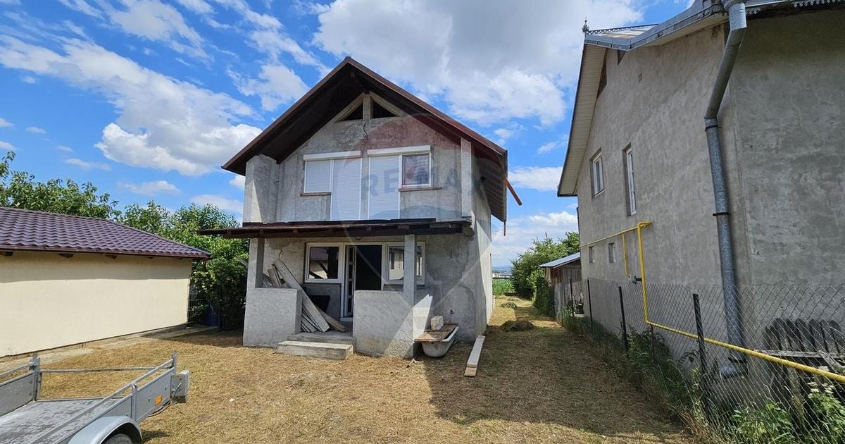 Casa / Vila, teren 1700mp, in Lisaura-Ipotesti, Suceava | Imoradar24